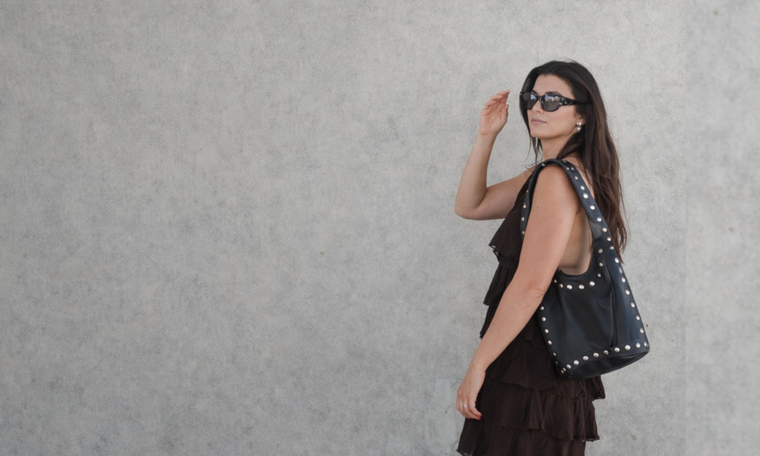 Descubre la Elegancia del Cuero Chileno | Roussa | Carteras para Toda